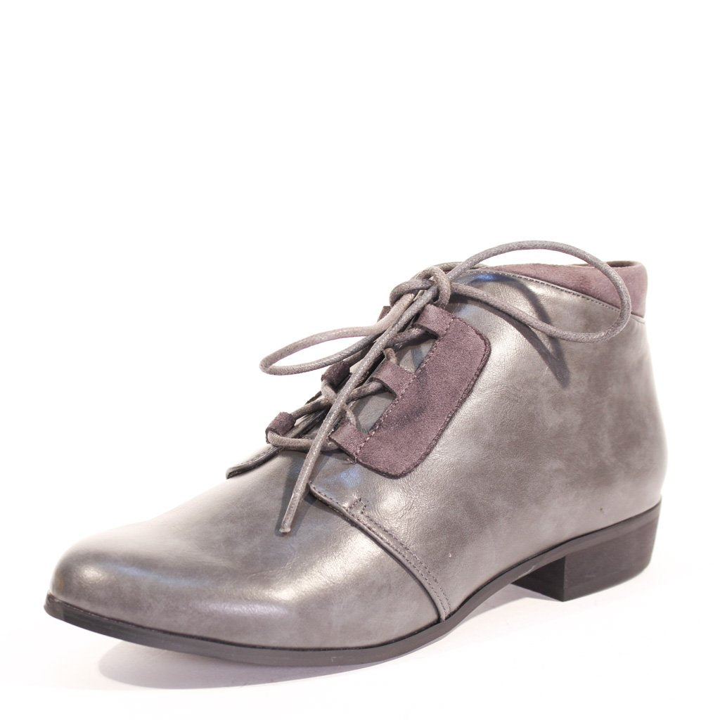 Felix Lace Up Booties – Chelsea Crew